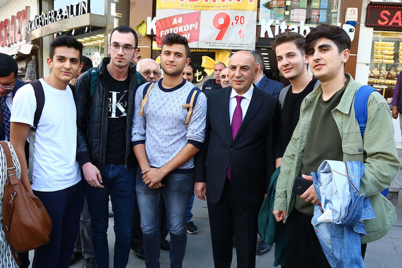Eren Bülbül Ala Tokel / Ala Tokel | Kimdir Boyu Kilosu Yaşı Sevgilisi ... Eren Bülbül Ala Tokel / Ala Tokel | Kimdir Boyu Kilosu Yaşı Sevgilisi ...